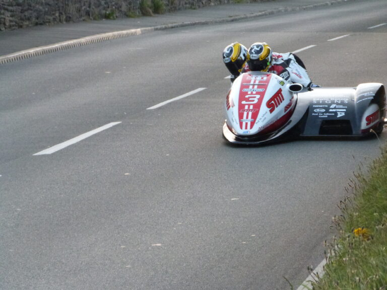 TT Winners Tim Reeves And Dan Sayle Team Up For This Years Sidecar TT ...