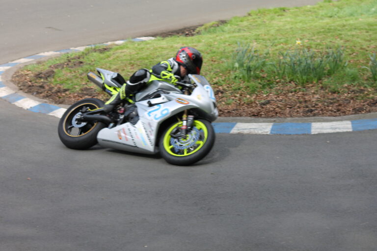 Tom Weeden Continuing Rapid Progress Around Oliver’s Mount – Road ...