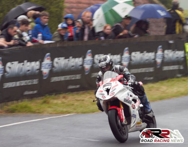 Michael Dunlop’s Unpredictable 2015 Pure Road Racing Season – Road ...