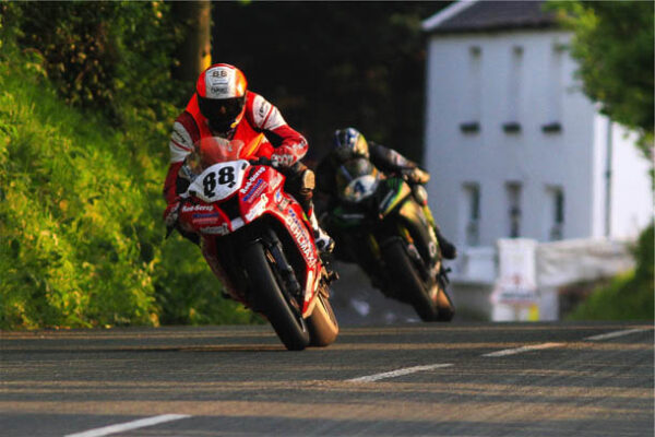 TT 2016 – Saturday Practice – Mountain Course Newcomers Impress – Road ...