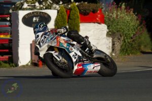 TT 2016 – Top Draw Performances From Sam West – Road Racing News