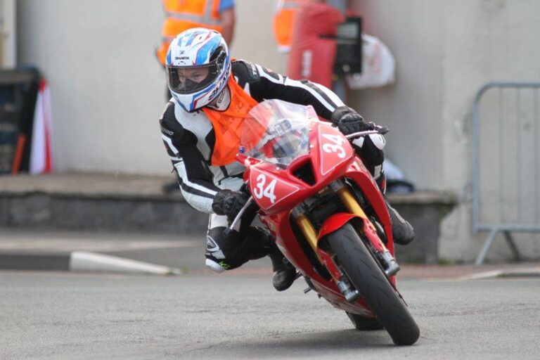 Manx Grand Prix 2016 – Tuesday Newcomers Practice Report – Road Racing News