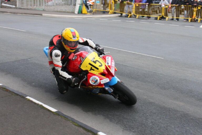 Manx Grand Prix 2016 – Mike Minns 13th Mountain Course Campaign – Road ...
