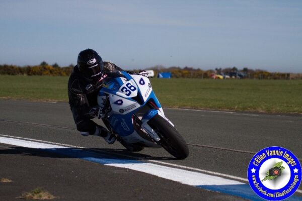 Jamie Coward Opens Radcliffe’s Racing CV At Jurby – Road Racing News