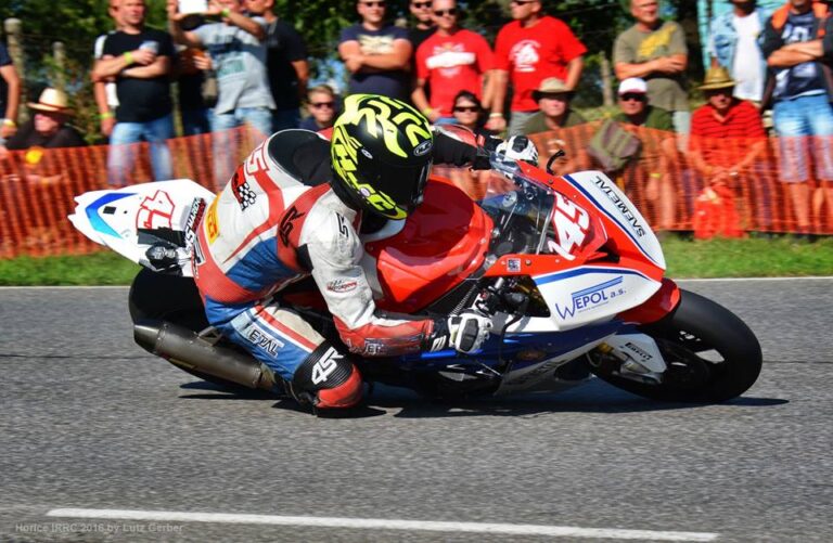 Diverse 2017 IRRC Superbike Entry List Announced – Road Racing News