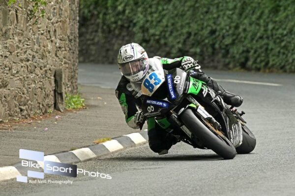 TT 2017: Adam McLean Impresses During Opening Monster Energy Supersport ...