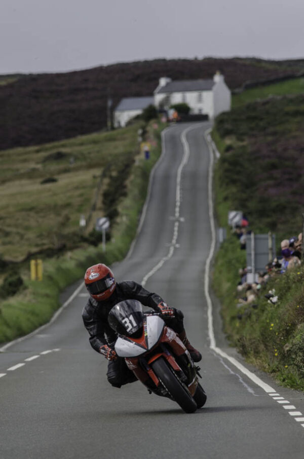 2017 Manx Grand Prix: Lap Record Almost Surpassed As Competition ...