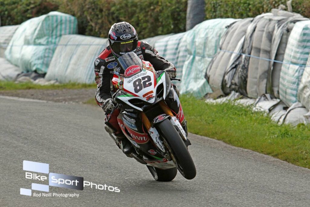 East Coast Racing Festival: Sheils Storms To Ninth Superbike Success Of ...