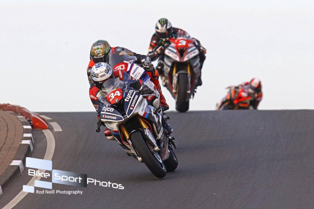 North West 200: Hickman Holds Off Seeley For Superstock Race 1 Honours ...