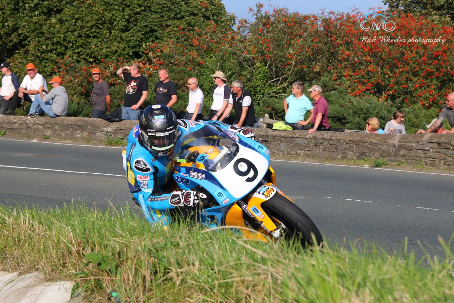 Classic TT: Johnson Wins Attritional, Drama Filled RST Superbike Race ...