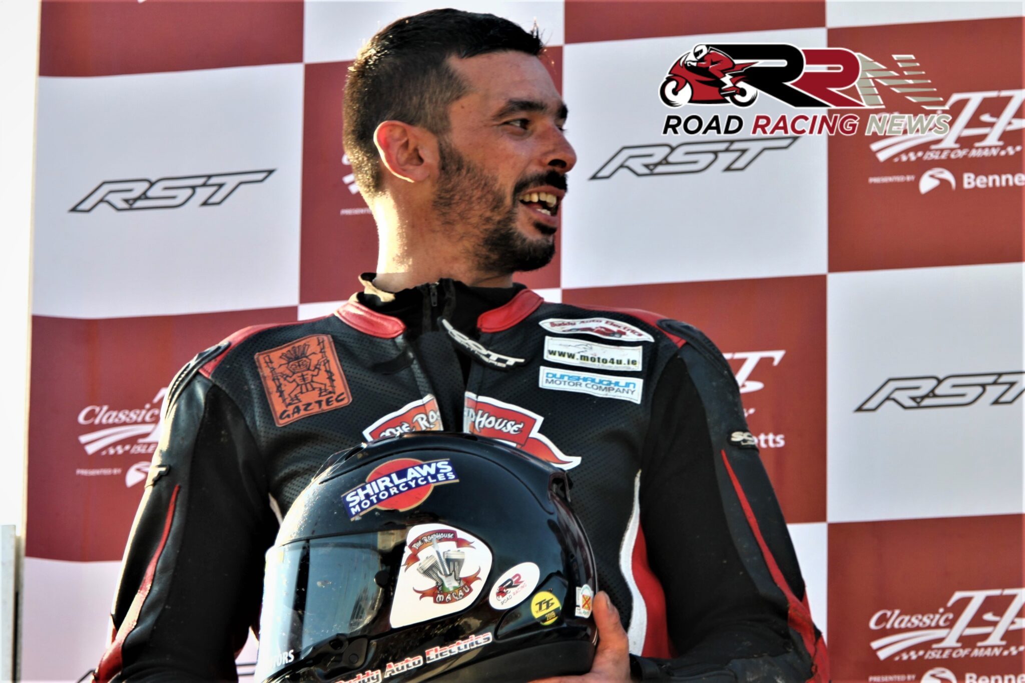 Classic TT: Johnson Wins Attritional, Drama Filled RST Superbike Race ...