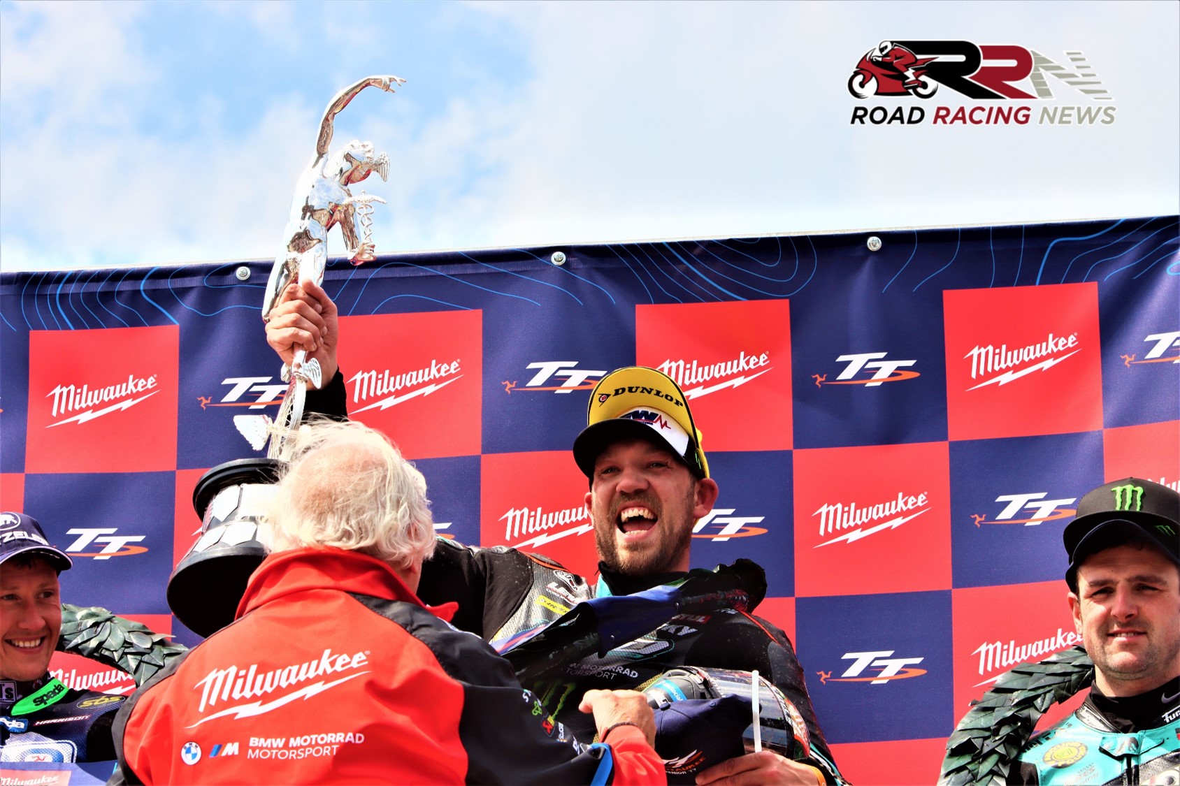 TT 2023: Iceman Hickman Scoops Third Senior Race Glory – Road Racing News