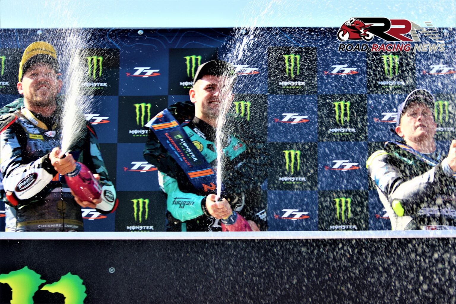 TT 2023: Dunlop Is Top Gun In Supersport Opener – Road Racing News