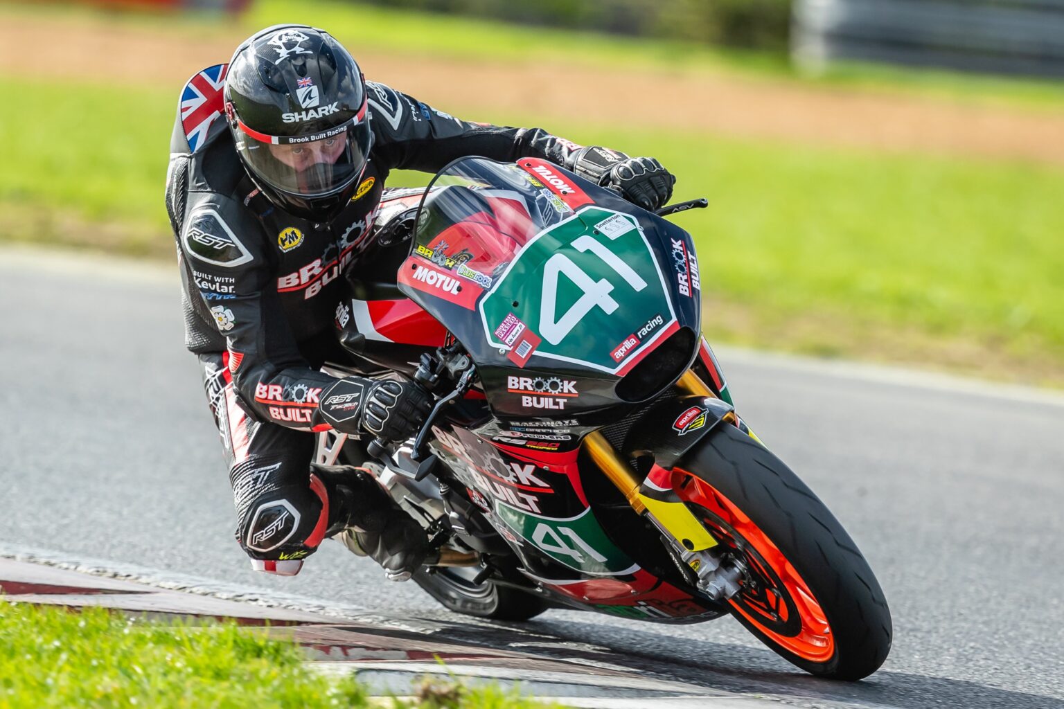 Road Racer’s Adventures: No Limits Racing, Snetterton – Road Racing News
