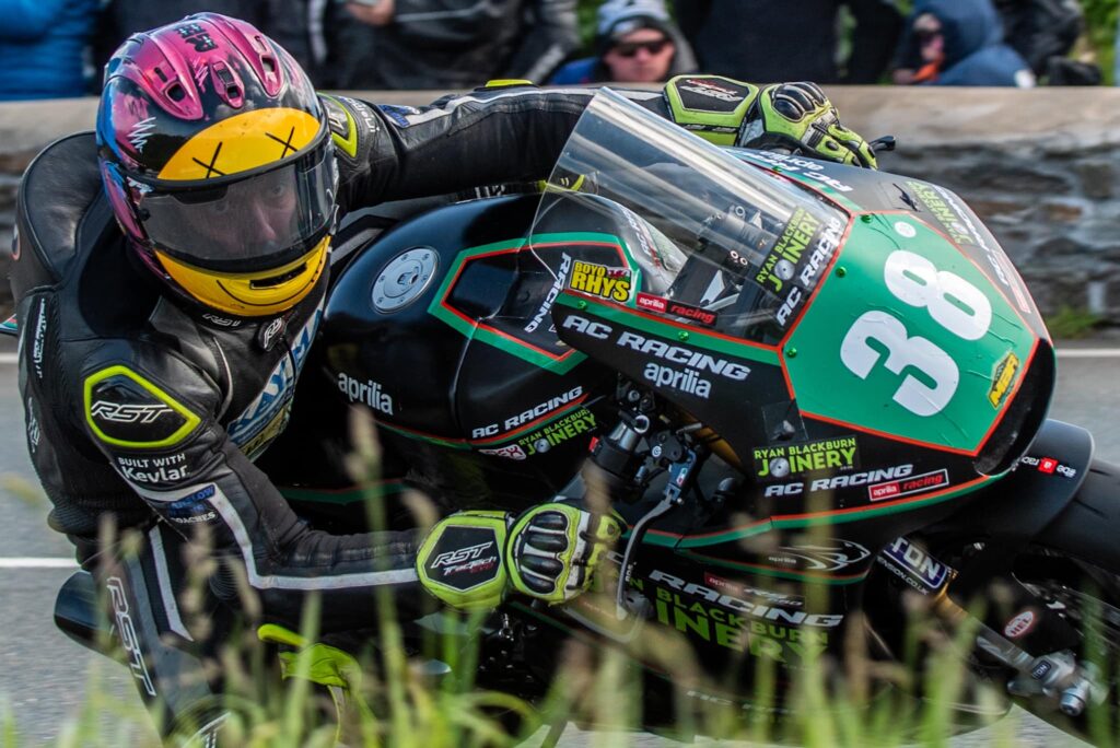 Road Racing News – The UK's Best Coverage of Real Road Racing Events