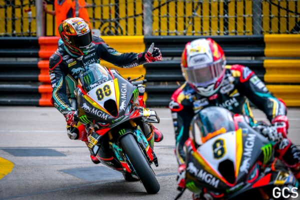 Road Racing News – The UK's Best Coverage of Real Road Racing Events