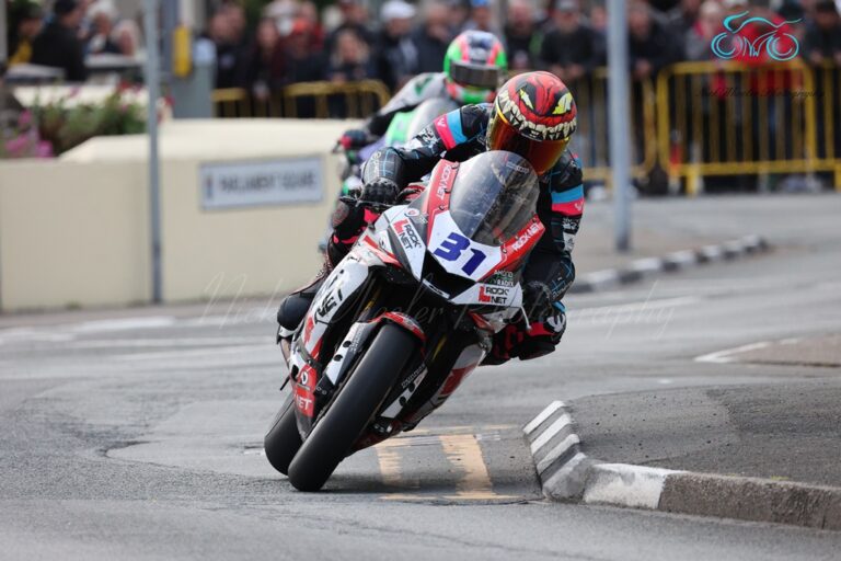 Road Racing News – The UK's Best Coverage of Real Road Racing Events