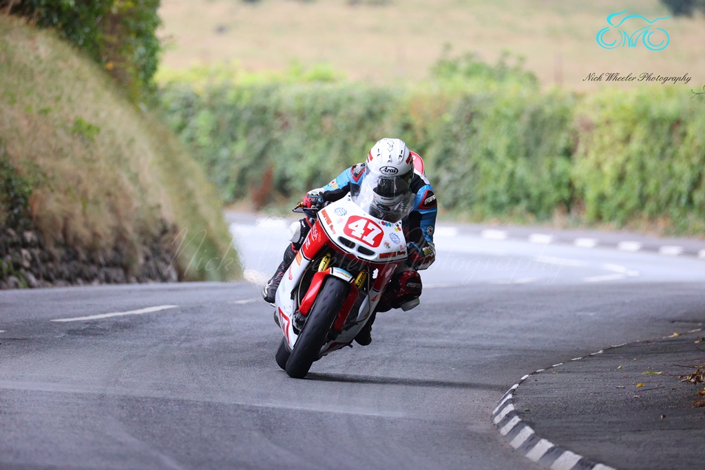 2025 Manx GP Chat: ‘The Sheriff’ William Grant – Road Racing News
