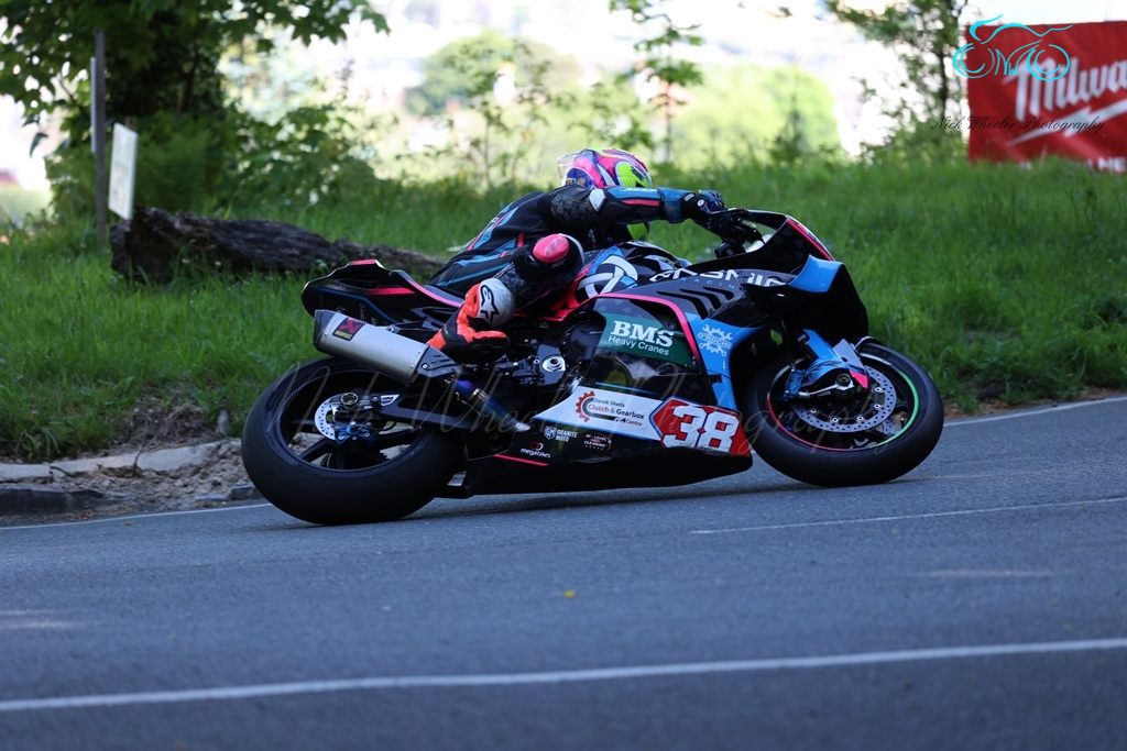TT 2026: Superstock Race 1 Start-List – Road Racing News